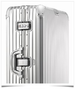 LVMH MAKES HIS LUGGAGE - Canal LuxeCanal Luxe